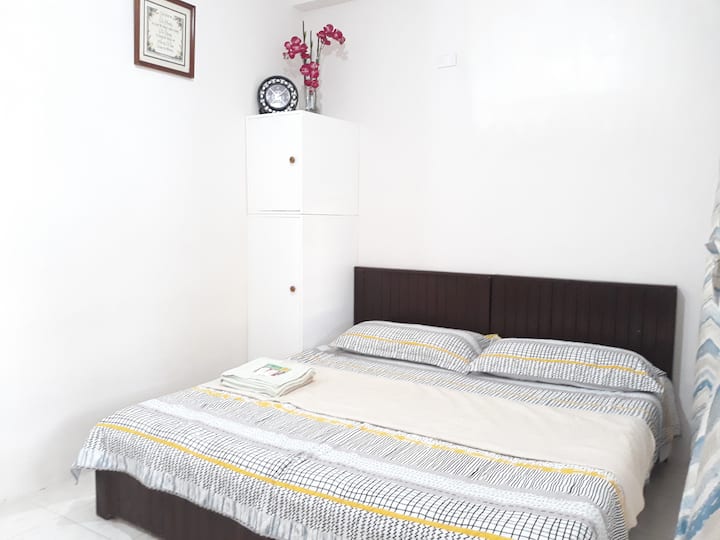 Near Airport Skyway Entry Studio Type Ground Floor - Parañaque