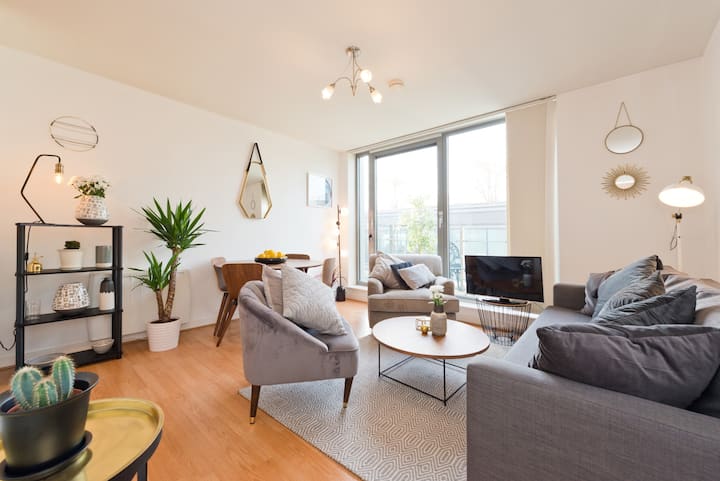 Upscale Relaxing Apartment In Inner City Center - Dublín