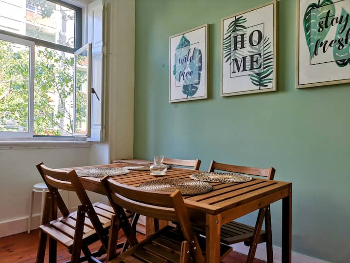 Traditional Portuguese Apartment - Lissabon