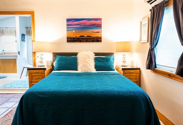 Soco Sanctuary-hidden Oasis In Heart Of Austin - Austin, TX