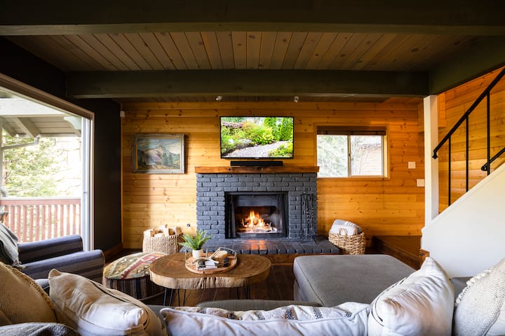 Cedar Cabin - Lake Access, 5 Mins From Village - San Bernardino, CA