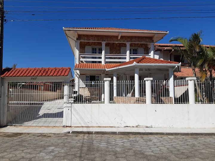 Casa Completa Na Barra De Ibiraquera. - Imbituba