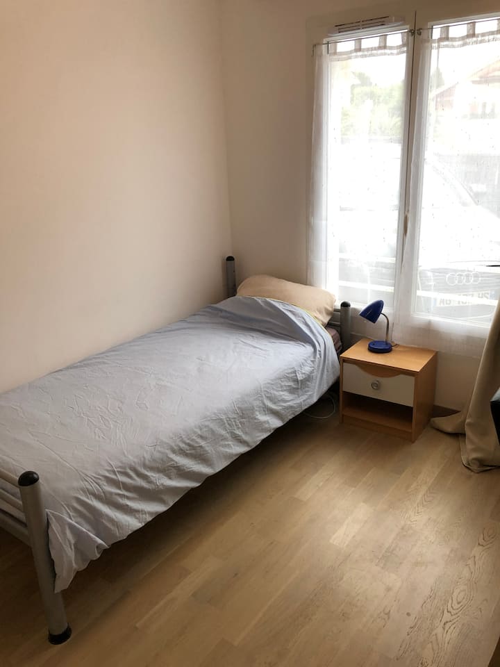 Proximité Aéroport Genève Et Cern - Saint-Genis-Pouilly