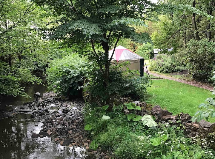 Scandal Yurts @ The Black Swan, Ravenstonedale - Kirkby Stephen