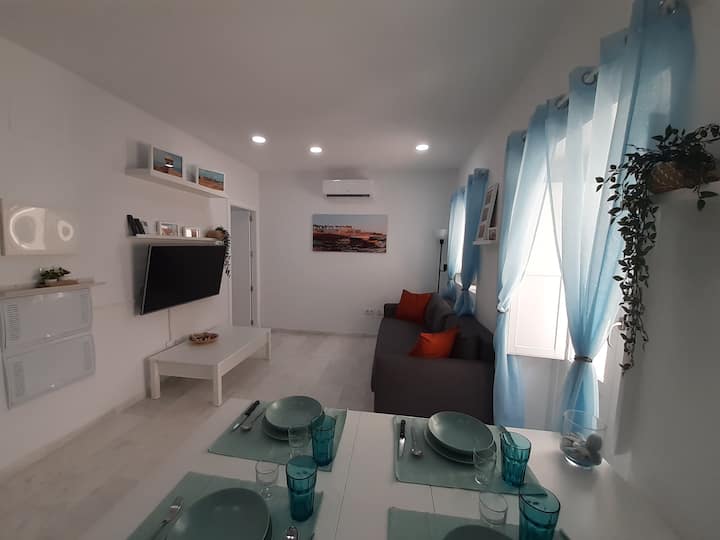 "Casa Playa Caleta", A 4 Minutos De La Playa. - Cádiz