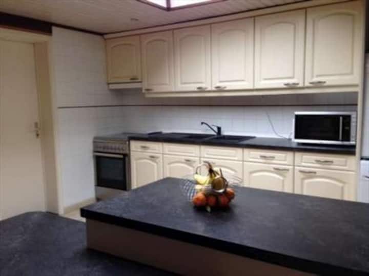 Convenient House For A Work Related Stay - Oost-Vlaanderen