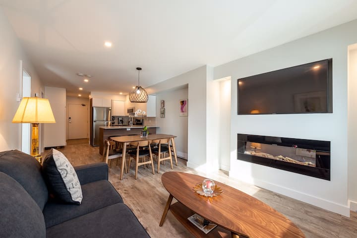 Reno’d 2 Bed/2 Bath: 4-min Walk To Creekside Lifts - 휘슬러