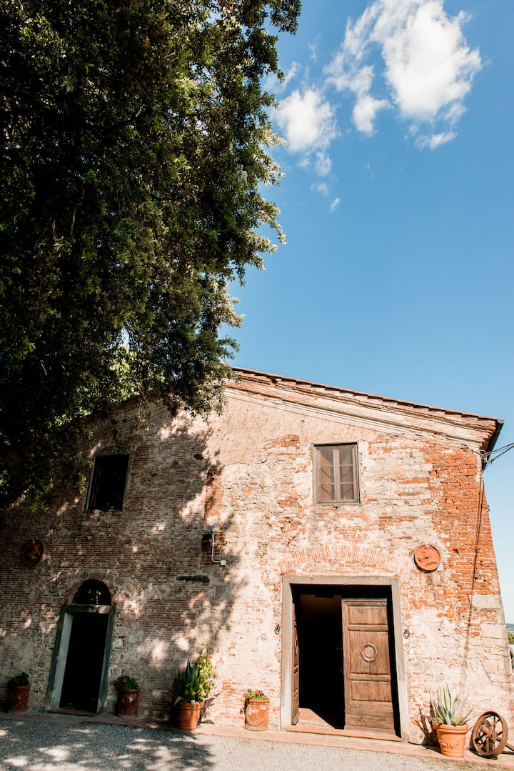 Geraneo: Un Soggiorno Fra Storia, Relax E Natura. - Pontedera