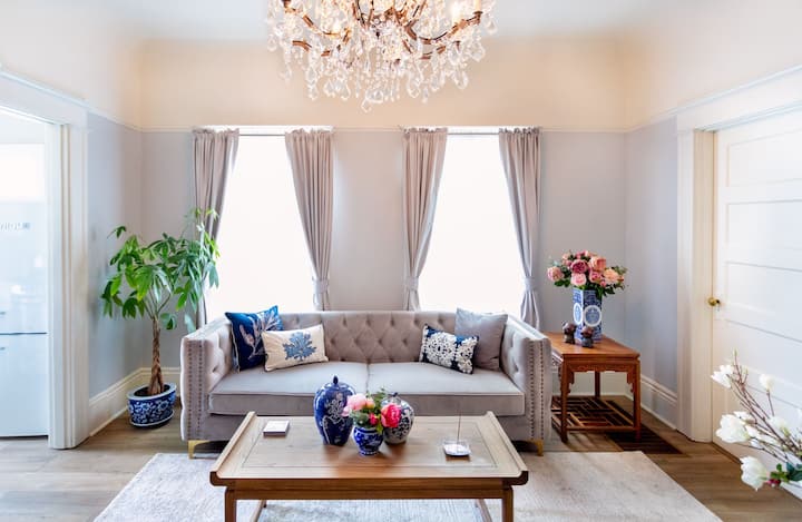Romantic Getaway W Fireplace, Parking, Art Near Sf - Oakland, CA
