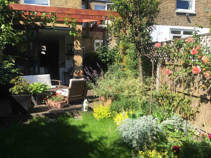 Beautiful 4 Bed House + Garden In London - Notting Hill