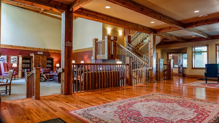 Top 2 Airbnbs With Pool Near Galena, Illinois - Updated 2025 | Trip101