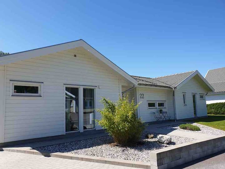 Modern Villa Med Uppvärmd Pool! - Falkenberg