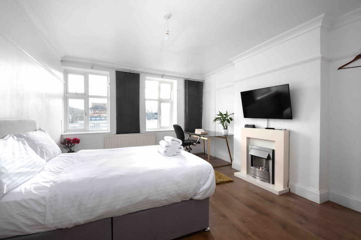 Three Bedrooms Flat Central London-emirate - Greenwich