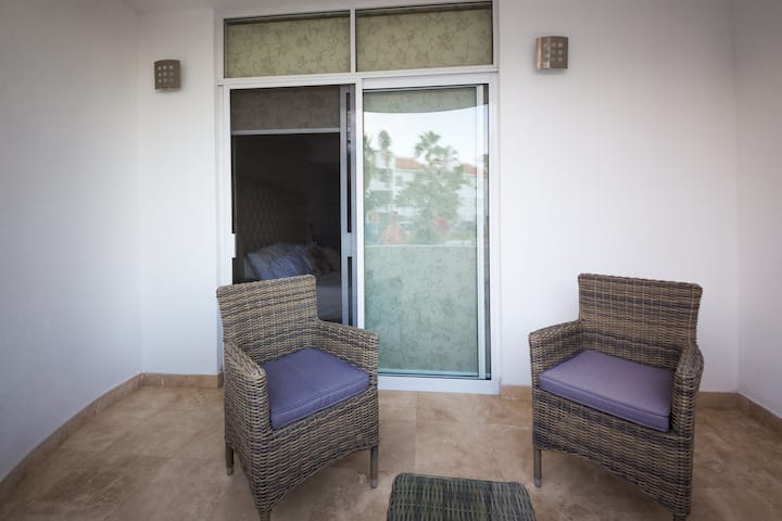 Stylish 2 Bed /2 Br Condo On The Golf Course - San José del Cabo