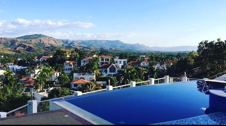 Casa El Mirador: Casa De Verano Familiar En Melgar - Melgar