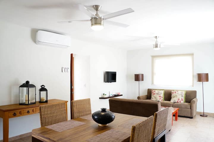 Best Value Near Marina And Medano Beach 1bd/1bth - Cabo San Lucas
