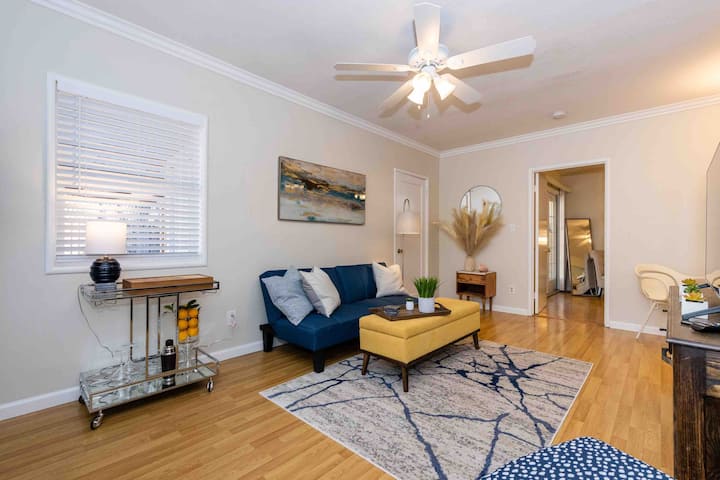 Newly Renovated 1 Bedroom, Huge Backyard, Campbell - Los Gatos, CA
