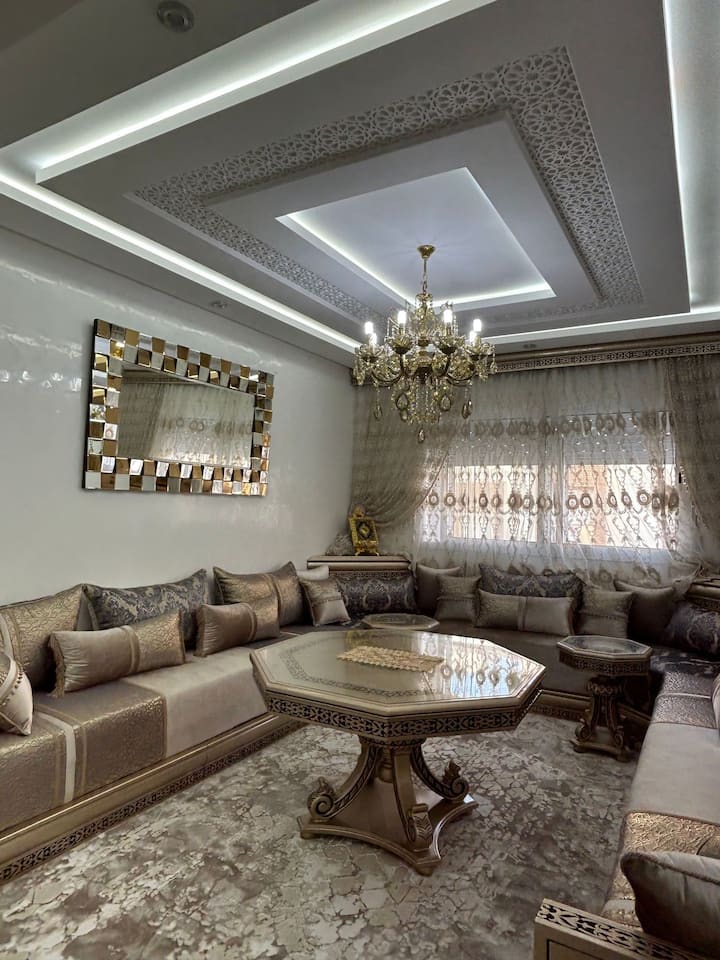 Luxueux Appartement 3 Chambres - Tánger