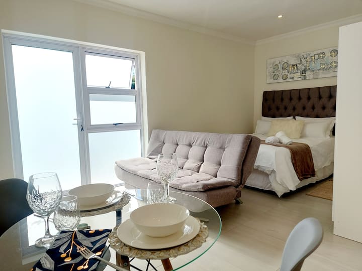 Apartment With Private Pool, Kitchen And Bbq - Kaapstad