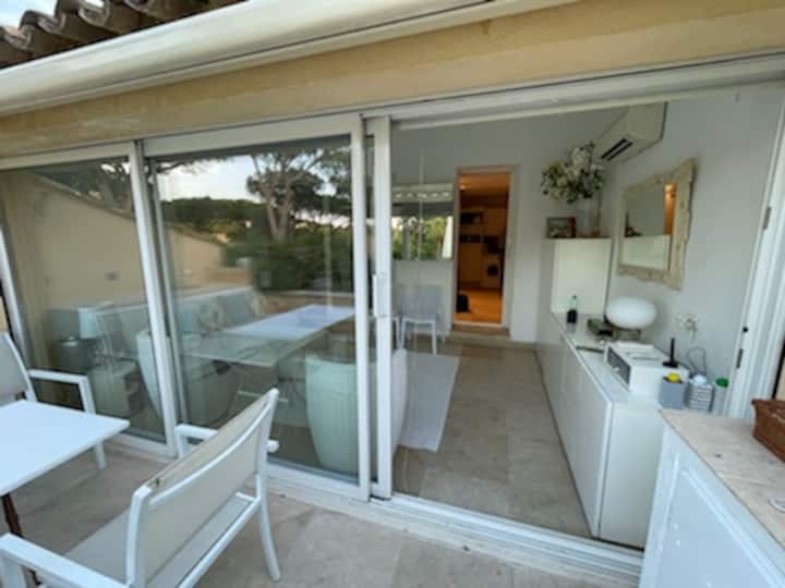 Petit Paradis Dans Residence Privee - La Croix-Valmer