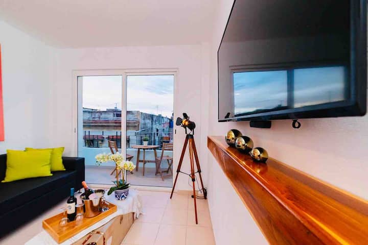 Deluxe Havana | Wifi Gratis |Netflix |5min Malecon - Cuba