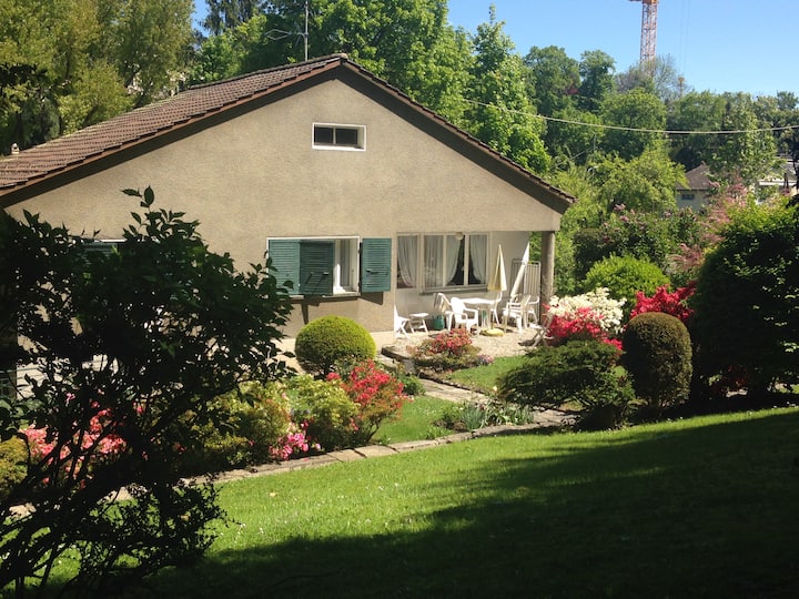 Geneva Center Villa Garden & Parking - Genève