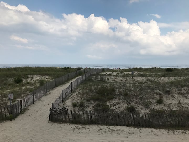 Fantastic 5 Bedroom Ocean Front Condo - Ocean City, NJ