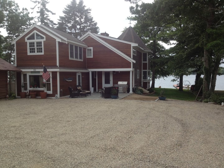 Waterfront Beach House On John's Pond - Mashpee, MA