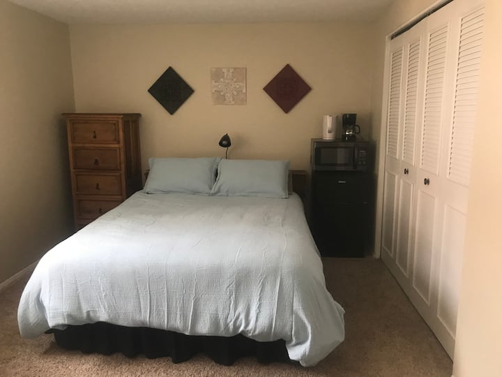 Master Room At The Chateaux In Mt. Crested Butte - Crested Butte, CO