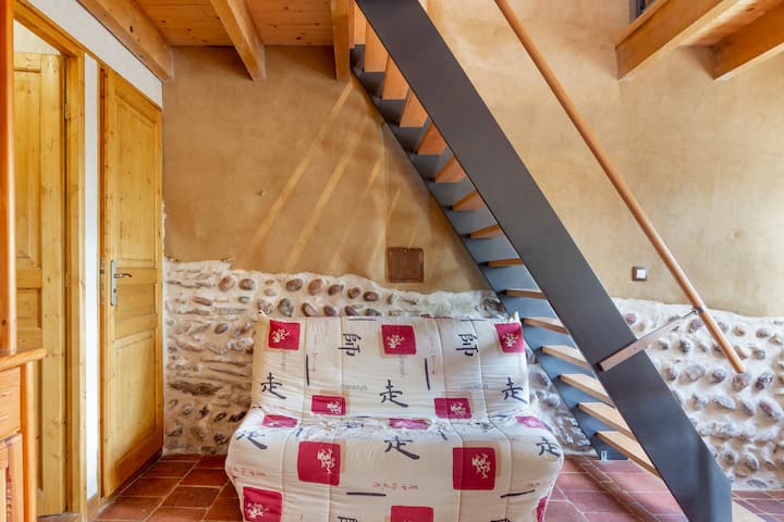 Gîte Des Oreilles Délicates - Habitez L'écologie - Isère