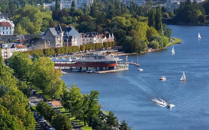 Appt F2 Climatisé Avec Jardin Face Aux Thermes - Vichy