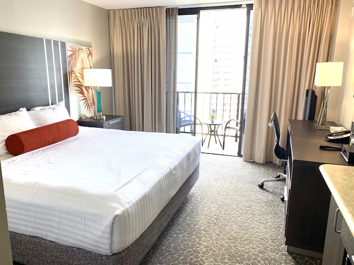 Newly Studio, Free Parking, Lanai, Waikiki Hotel - Honolulu