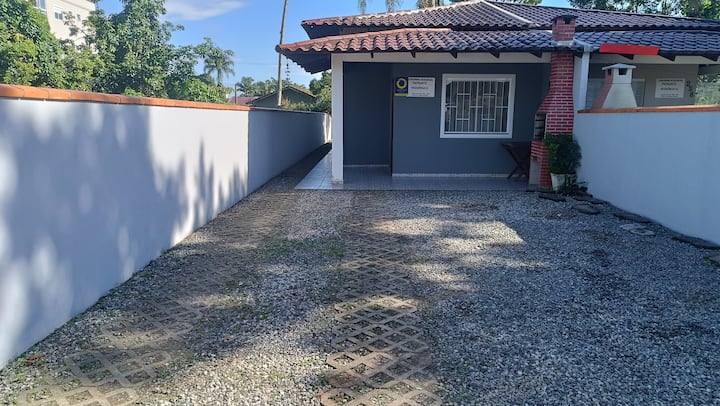 Itapoà, Sc, Casa A 180 Metros Do Mar, Com Wi Fi - Itapoá