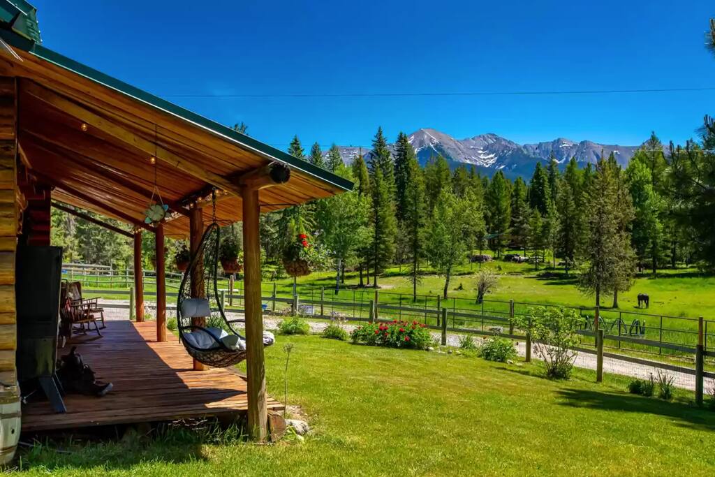 Shane Ranch ♦︎The Perfect Montana Getaway★★★★ - 借りられる一軒家 - Condon, モンタナ ...