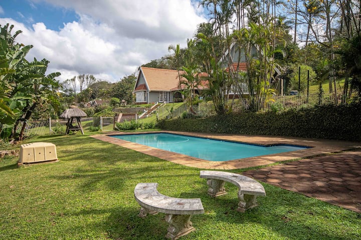 Lovely, Refurbished Cottage - Kloof