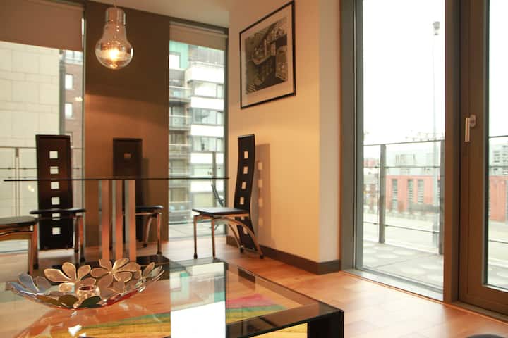 Top Rated!  2 Bed City Apt With Wi-fi & Parking - Dublín