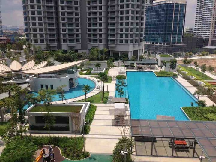 Renewal 3br Sg Luxury Condo Sea View Teega - Jurong East