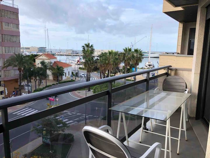 Apartamanto Con Cochera En Centro - Denia