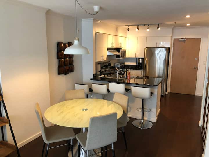 Hamilton Condo - Vancouver