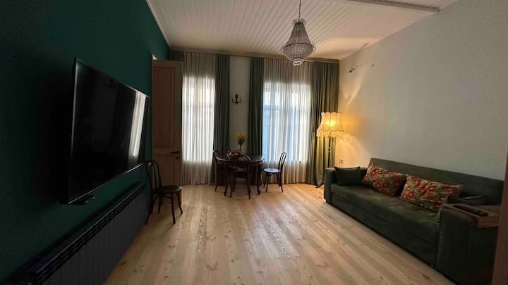 Cozy Comfort 2br Apart In Tbilisi Old Town - Tbilisi