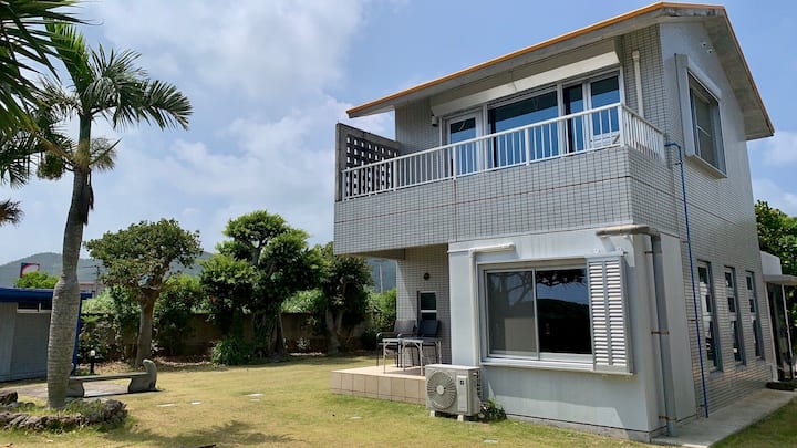 海を眺める庭とバルコニーKith Villa Kodomari Ⅰ - 아마미시