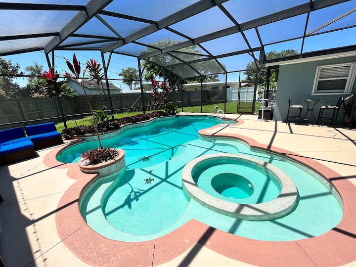 The Island Hidaway *7 Mins From Beach* - Merritt Island