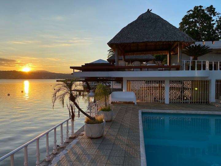 Casa “Azul” Hermosa Casa A La Orilla Del Lago - Tequesquitengo