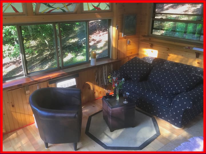 Papa Cabin - Athens, OH