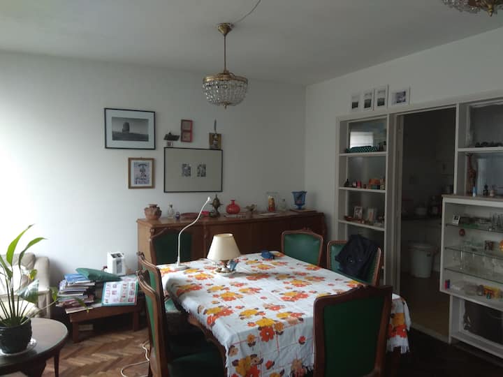 Cuarto Pocitos 80m Rambla - Privado Y Acogedor - Montevidéu