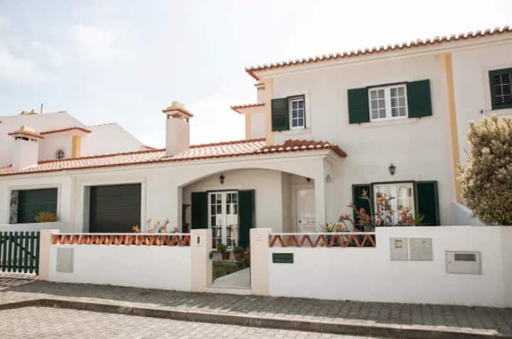 Vivenda Com Vista De Mar - Ericeira
