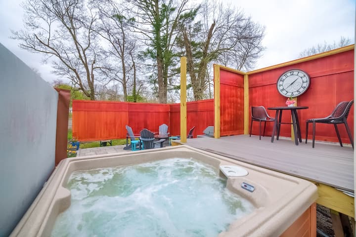 Guilford Lakes Cottage, With Hot Tub And Fire Pit. - West Lake, Guilford