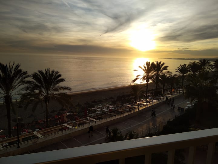 Piso Centro De Marbella Playa. - Marbella