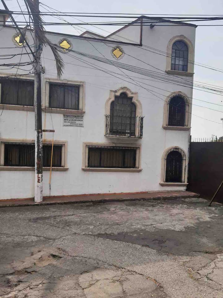 Casa En Cuernavaca Con Jacuzzi - Cuernavaca