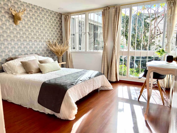 Acogedor Con Estilo 2 Hab Con Vista Al Jardin - Bogota